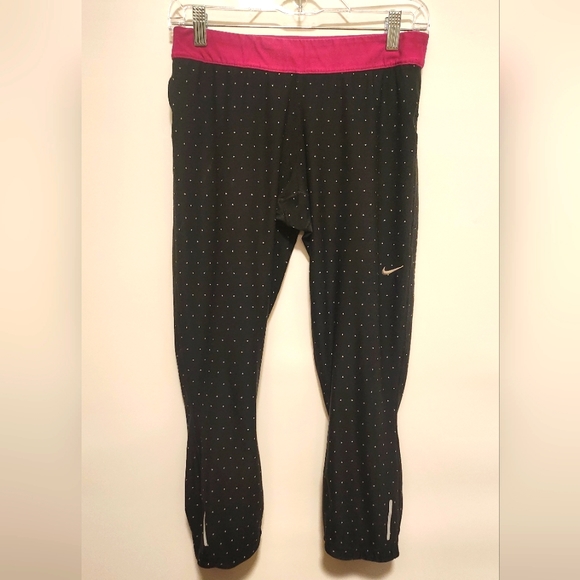 Nike | Pants & Jumpsuits | Nike Dri Fit Ladies Capris | Poshmark